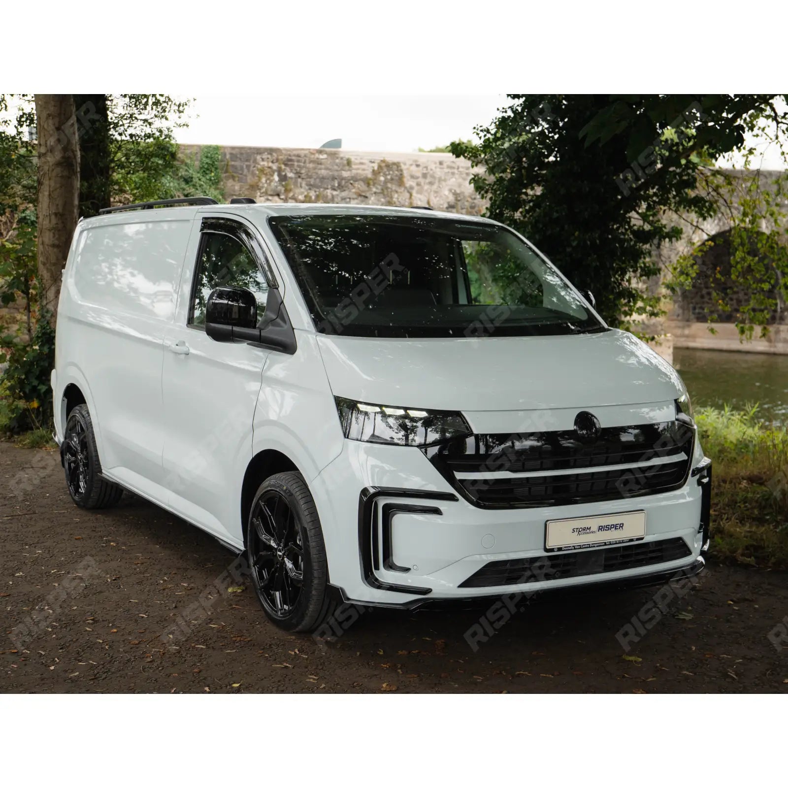 Volkswagen Transporter T7 2024+ SWB Sport Style Roof Rails In Black ...