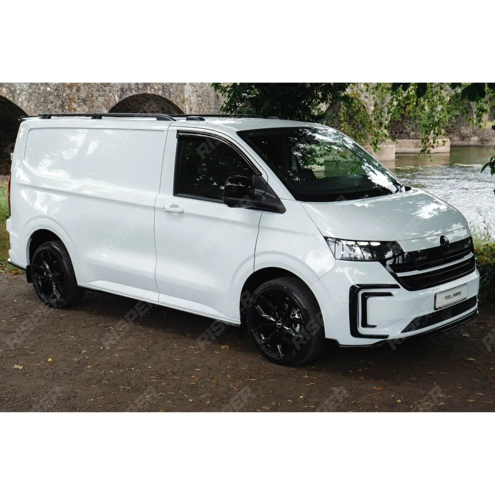 Volkswagen Transporter T7 2024+ SWB Sport Style Roof Rails In Black ...